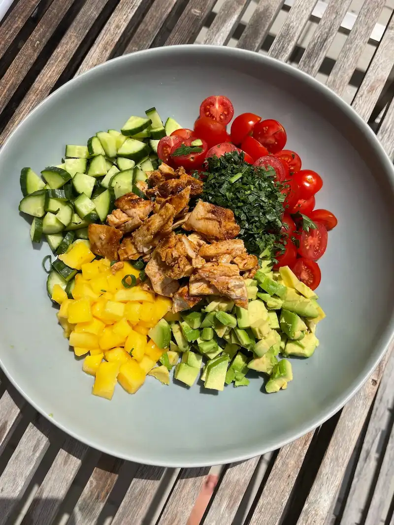 Easy Mango, Chicken & Avocado Salad | OnTrac5